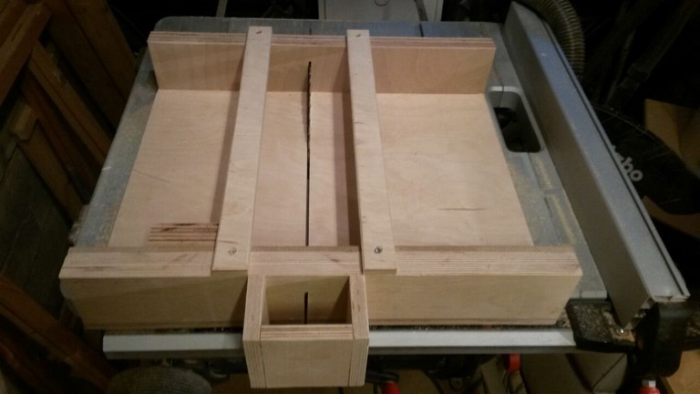 Pin04_Cursus_Afkortbak-Zaagslede_maken - Beqwaam Workshops